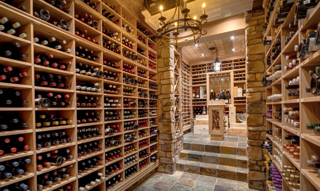 Le Cellier | Cave à vin et spiritueux au Ripplecove Hôtel & Spa